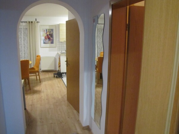 Fully Equipped Vacation Apartment Near Frankfurt With Private Entrance/parking - Frankfurt