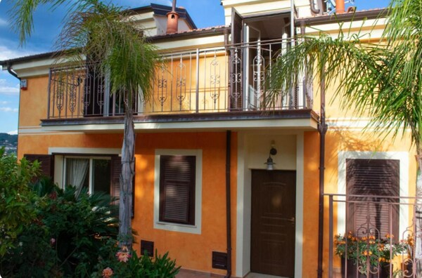 Two-bedroom Villa - Pietra Ligure