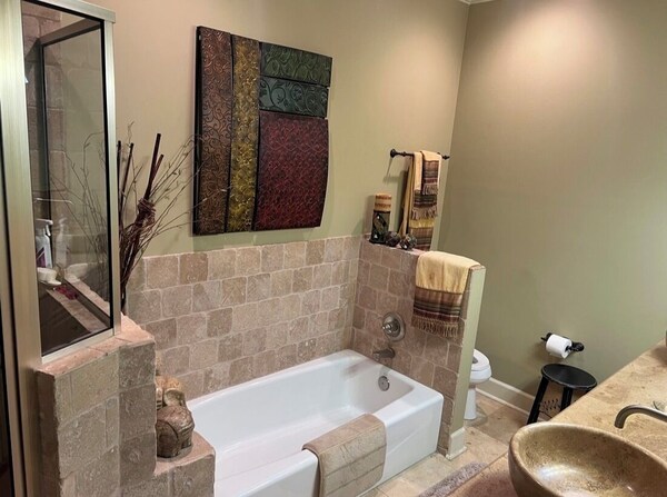 Charming 3-bedroom House, Minutes From Ole Miss And The Oxford Square! - Oxford