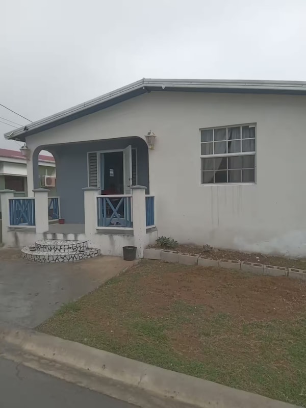 Charming House In Terrific Long Bay With Ac, Wifi - Barbados
