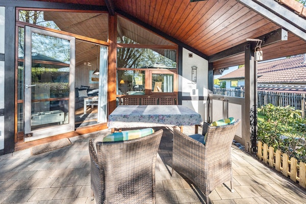 Ferienhaus 'Möwe' Mit Privater Terrasse, Privatem Garten Und Wi-fi - Hollern-Twielenfleth