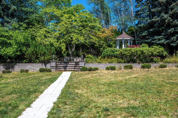 Charming 1-bedroom In-law With Spaciousbackyard ~ Pet Friendly - Wilsonville, OR