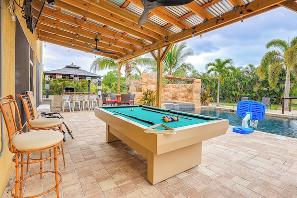 Pool & Spa: Spacious Port St Lucie Villa! - Fort Pierce, FL