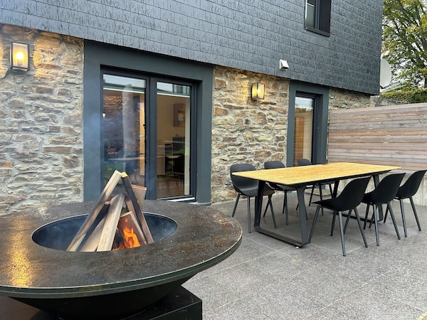Have Fun With The Whole Family In This Stylish Accommodation - Saint-Vith