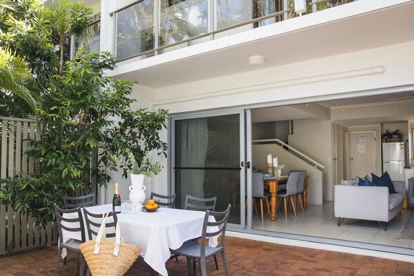 Spacious Noosa Parade Villa Walking Distance To Hastings St And Main Beach - Noosaville