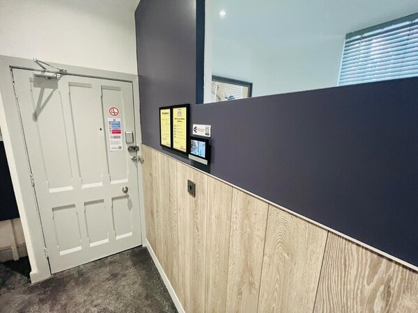 Whiskawaystays - Foregate Street - Apartment 3 - Malvern