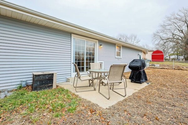 Carriage House - Saint Joseph, MO