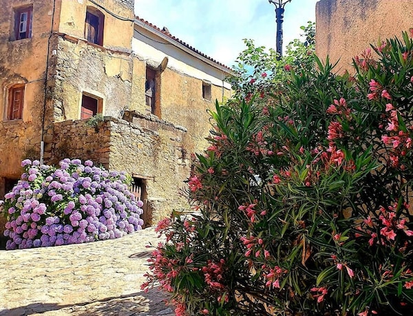 Beautiful Apartment In Lavatoggio - Algajola