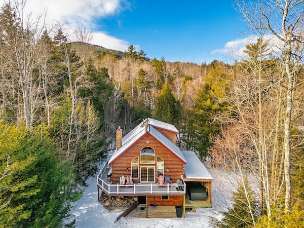 15 Guest Chalet With Sauna And Hot Tub - Bunk Room - 4 Minutes To Sunday River - Sunday River, ME
