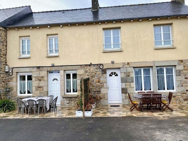 Gîte L'étape Conviviale Peut Accueillir Jusqu'à 12 Personnes \Na 20mn De Dinan - Montauban-de-Bretagne