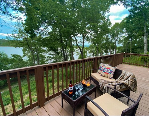 Beaver Lake Views+hot Tub+spacious Family Fun+pets - Springdale, AR