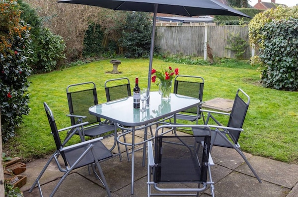 Child-friendly 3-bed House In Sherwood Forest, Edwinstowe With Wifi & Parking - Sherwood Forest