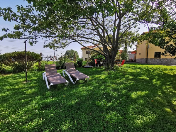 La Xana De Tezangos, Enjoy A Few Days Of Rest In The Middle Of Nature. - Ribadesella