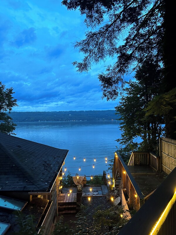 Serene Lake Retreat With Stunning Views Close To Cu And Ic - Ithaca, NY