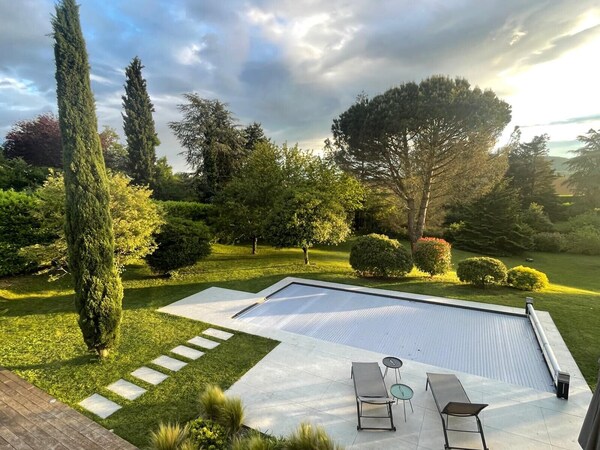 Villa Birdie - Belle Maison Avec Piscine - Saint-Cyr-au-Mont-d'Or