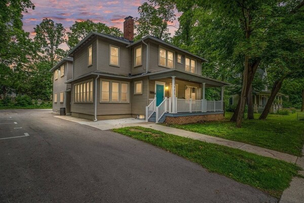New! Stylish Sanctuary Near Emu: Ideal For Med Students - Ypsilanti, MI