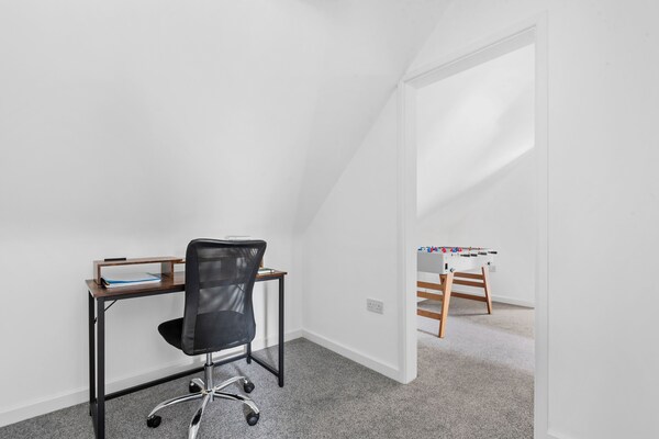 Flat 3 - Ensuite Bedroom, Close To Local Shops And Worcester City Centre - Worcester