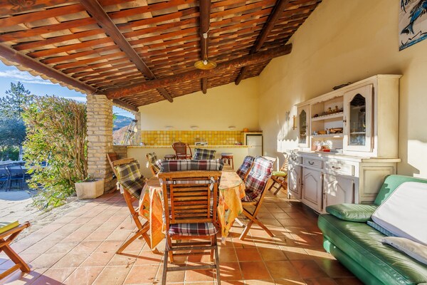 Le Cabanon Des Cigales En Provence - Avec Piscine - Vaucluse