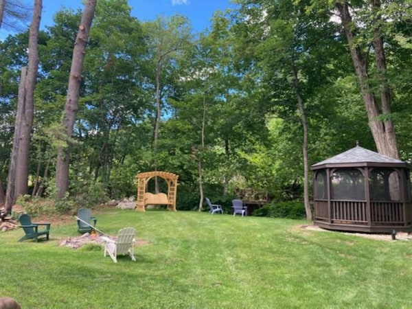 Briggs Ski House | Group Ski Fun | 6 Bdrm 4 Bath - Ludlow, VT