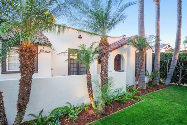 Weho Central 3-bedroom 2 Bath Spanish Colonial & Garden - West Hollywood