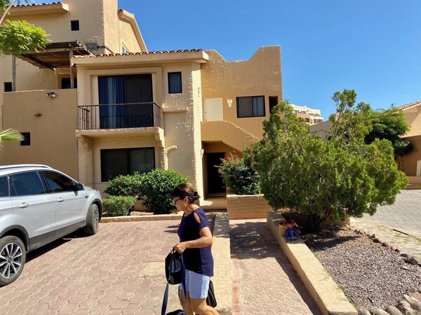 Beautiful Condominio  In Marinaterra At Marina San Carlos - San Carlos Nuevo Guaymas