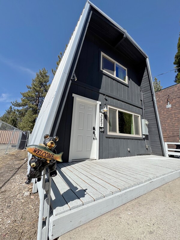 Rileysshort Drive To The Village And Lake Attractions - Big Bear, CA