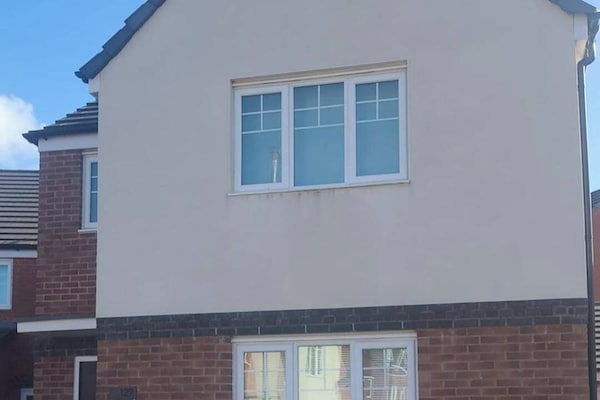 Goodwood Drive Hideaway - 4br House - Wolverhampton