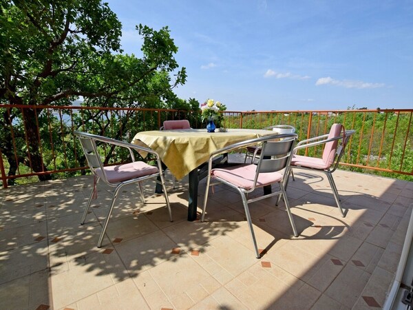Apartments Mari (10833-a2) - Seline - Vinjerac