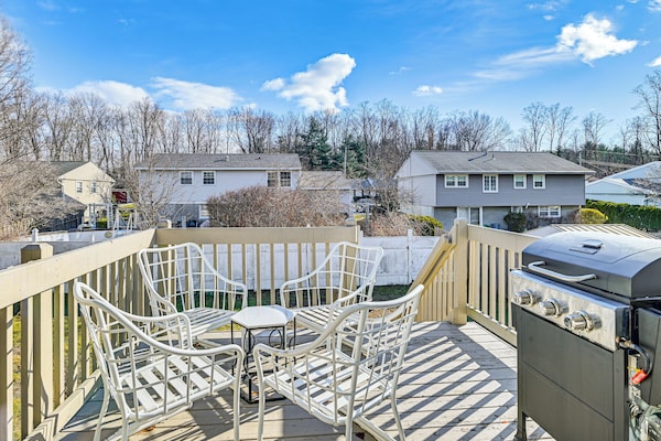 1 Mi To Dtwn: Home W/ Deck In Saratoga Springs - Saratoga Springs, NY