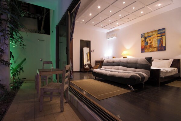Charming B&b At Baie Du Tombeau, Near Port-louis - Port Louis