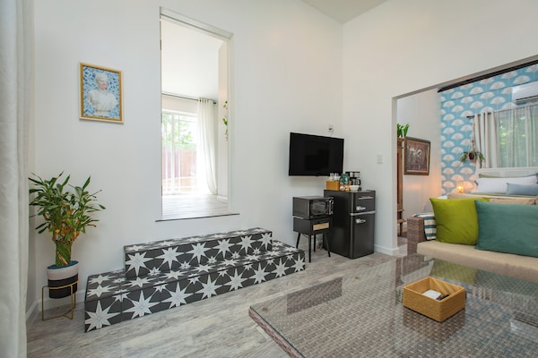1.7 Miles To Boardwalk Lux Guesthouse And Spa With Yoga Room - Saint Croix
