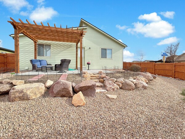 Come, Make Yourself At Home In Bark And Bike, Where The Beauty Of Nature And The - Grand Junction, CO