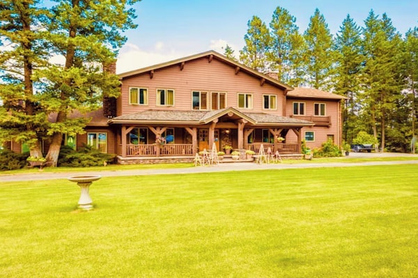 8 Bedroom Chalet Overlooking Dazzling Flathead Lake And Swan Mountain Range - Montana