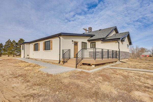 16 Mi To Paint Mines: Spacious Simla Home! - Simla, CO