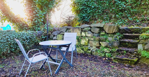 Oban Town Centre Apartment. Pet Friendly! - Oban