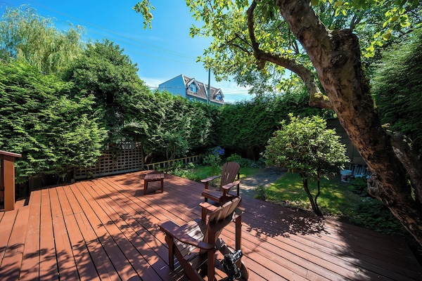 Charming 3-bedroom Villa With Wifi And Ac In Amazing Vancouver - Richmond