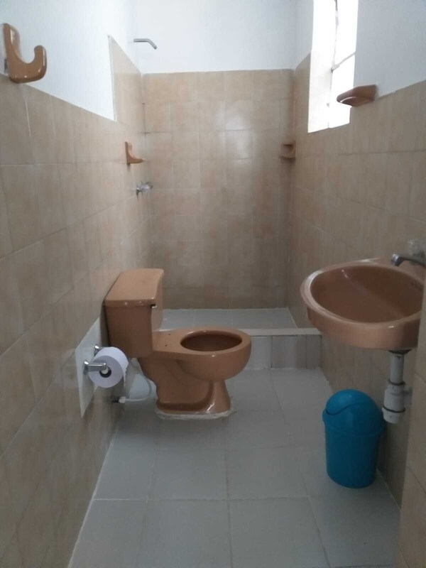 La Casa Está Ubicada Cerca Al Centro, Parqueadero Gratis Para Vehículo Mediano. - Popayán
