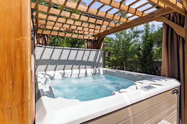 West Ketchum Retreat With Hot Tub & Casita - Sun Valley, ID