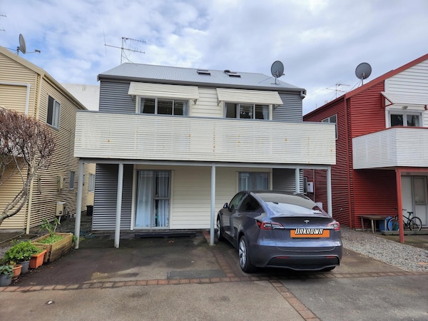An Amazing Inner City 4-bedroom House With Two Carparks In Wellington - ニュージーランド ウェリントン