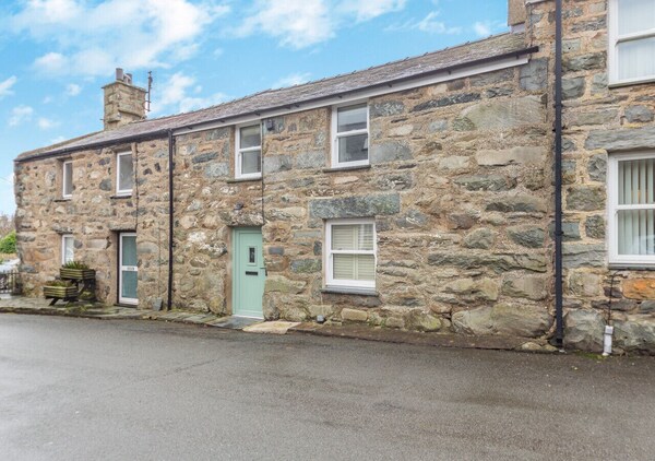 Alltwen - Two Bedroom House, Sleeps 4 - Portmeirion