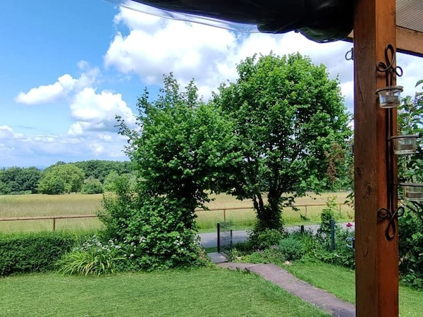 Ferienhaus Waldhäuschen - Ferienhaus, Dusche, Wc, 1 Schlafraum - Emmelshausen