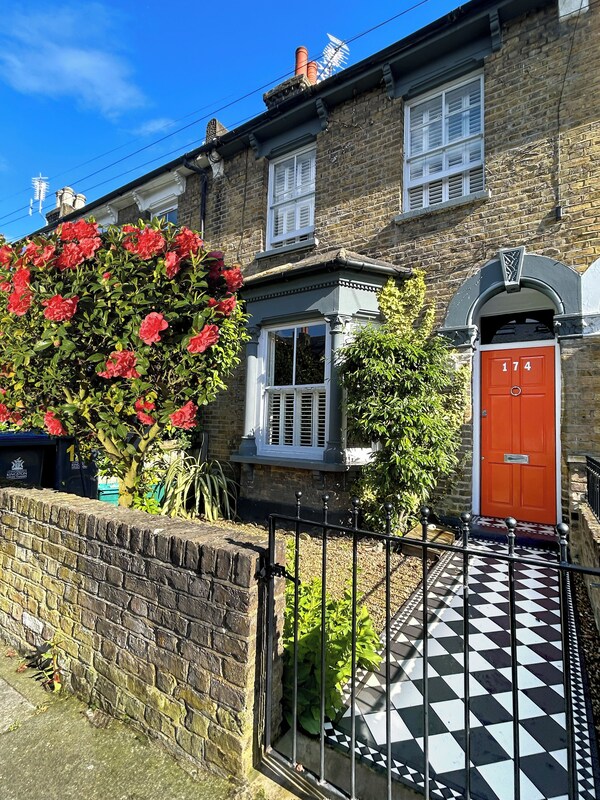 The Crown Loft - Surbiton