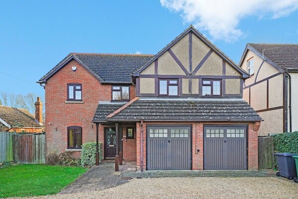 Lovely And Boutique 6 Bed In Cambridge - Saffron Walden