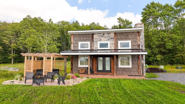 Cabin 4 Two Bed Modern Luxury W Hot Tub - Davis, WV