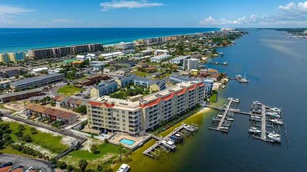 Salty Souls-waterfront W 3 Kings, 5 Min Walk To Gulf, Pool, Beach Gear, W/d - Fort Walton Beach