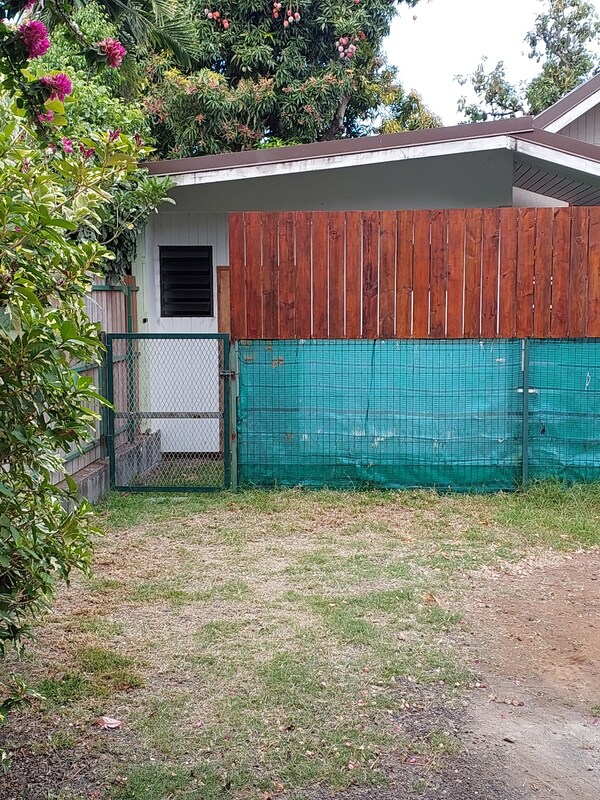 Equipped Studio With Pet-friendly Garden Area Close To Foodtruck For Dinner. - Tahiti