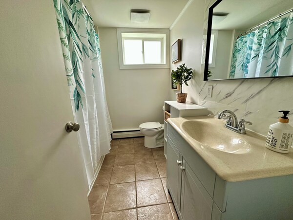 Cozy Retreat 30 Mins From Waterton National Park And Castle Ski Resort - Pincher Creek