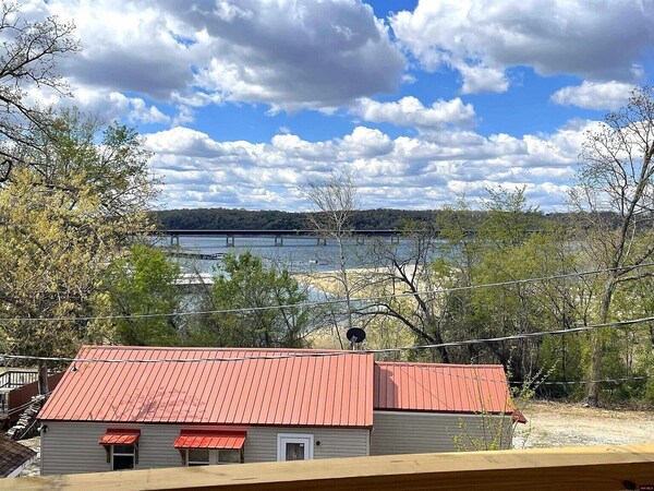 Family/pet Friendly, Peaceful Cabin, Lakeview, Deck With Norfork Lake Views\n\n \N - Mountain Home, AR