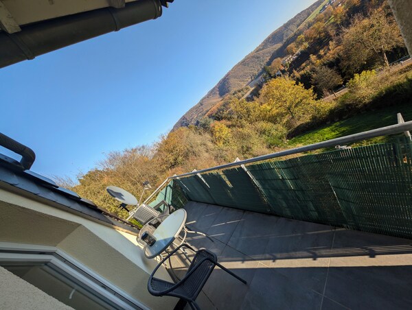Fewo-seelenruhe Cozy Apartment With A View Of The Rursee - Hammer