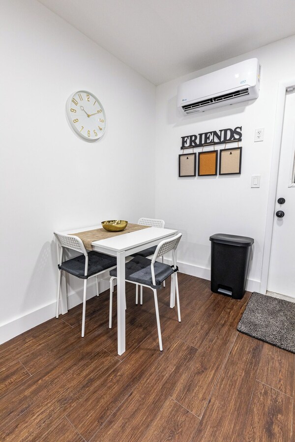 Cozy 2-bedroom House In Charming Miami With Wifi, Ac - Miami Beach